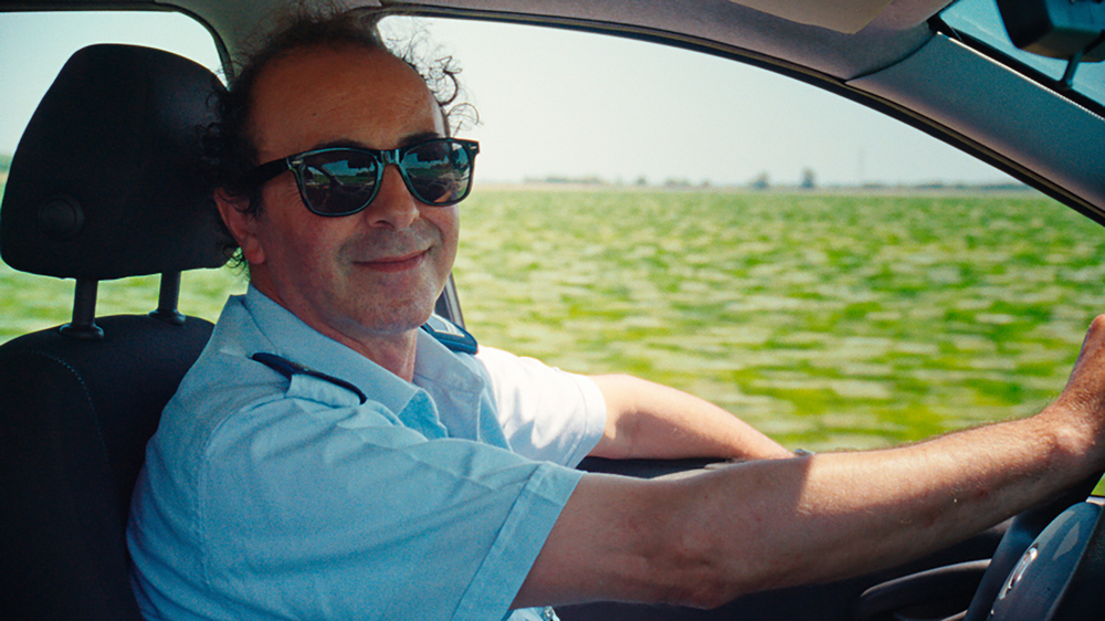 BIFF #4호 [프리뷰] 알레산드로 코모딘 감독, ‘시골 경찰 지지의 한여름 모험’